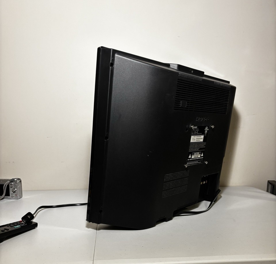 Sharp LC-20SH7U 20” LCD TV AUX RCA AV Gaming S-Video W/ Remote, Tested ...