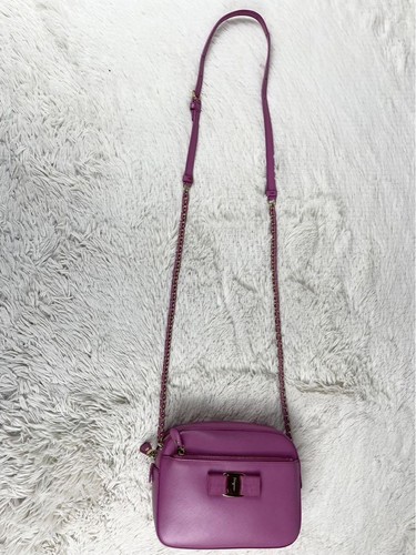 Salvatore Ferragamo Lydia Vara Leather Shoulder Bag Crossbody Unisex ...