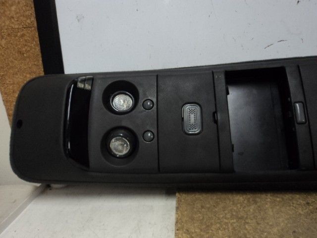 97 S10 BLAZER OVERHEAD CONSOLE WITH DOME MAP READING LIGHTS - B 69377 ...