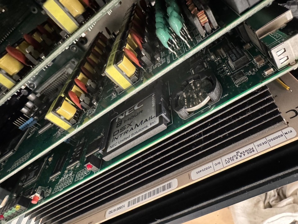 NEC DSX-80 Phone System PBX 8hr Voice Mail & LOADED with Cards and ...