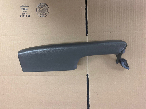 02-09 Chevy Trailblazer Door Pull Handles Armrests Arm Rest RH OEM | eBay