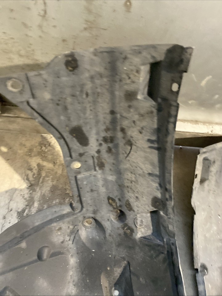 2014 2015 2016 2017 - 2020 INFINITI Q50 FRONT LEFT FENDER LINER SPLASH ...