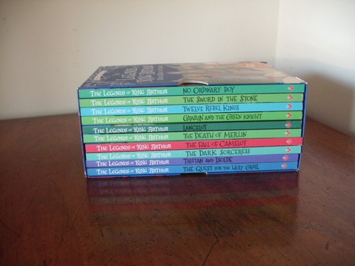 The Legends Of King Arthur 10 Books Box Set By Tracey Mayhew-Ages 7-9 ...