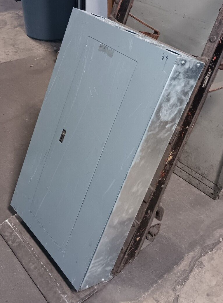 SQUARE D NQOD442L225 225 AMP MAIN LUG PANELBOARD 42 CIRC 208Y/120V 3Ø ...