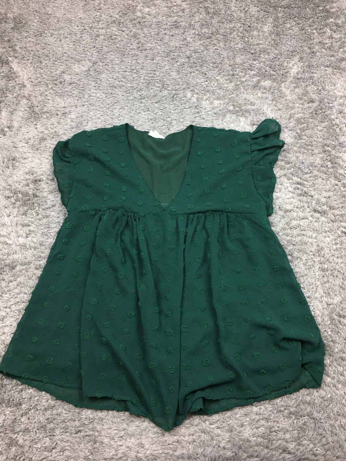 Entro Top Womens Size Medium Green V-Neck Shirt Blouse Short Sleeve ...