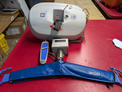 Arjo Maxi Sky 600 Electric Ceiling Patient Lift 600lbs W/ Scale 02 NEW ...