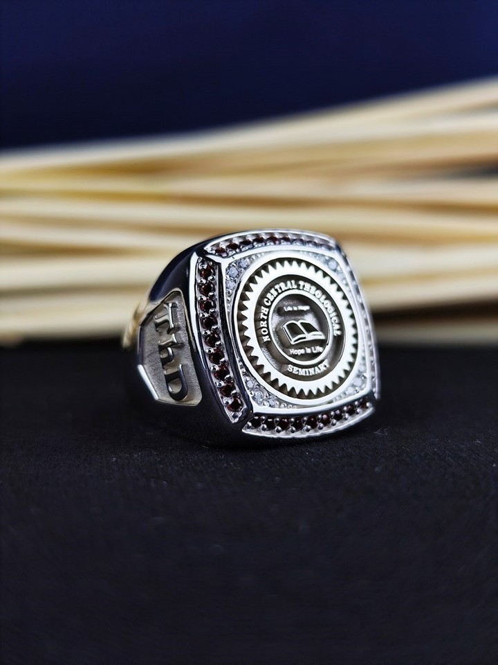 Men’s Class Signet Ring – Gold Plated Graduation College Ring with ...