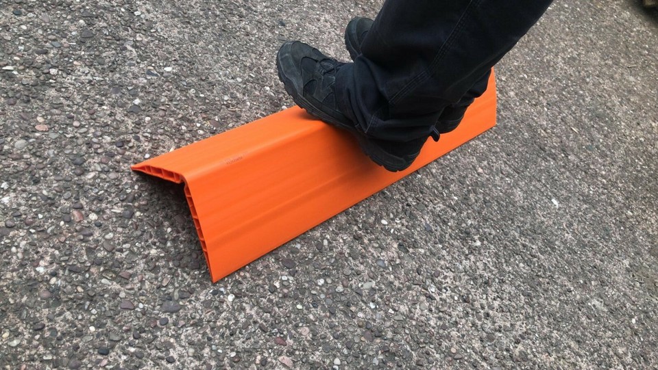 800mm Plastic Corner Edge Protector HEAVY DUTY for Ratchet Straps HGV ...