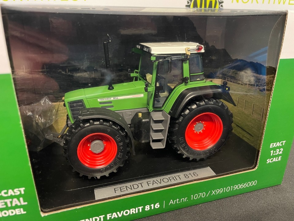 WEISE TOYS 1:32 SCALE FENDT FAVORIT 816 TRACTOR | eBay