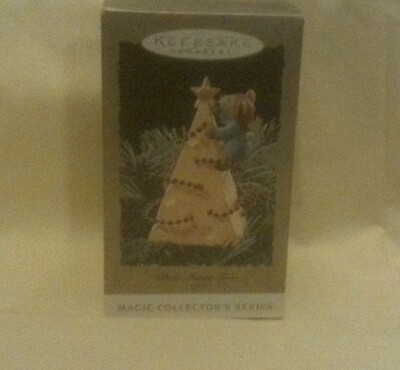Chris Mouse Tree 1995 Hallmark Ornament NIB 11th in series MAGIC LIGHT ...