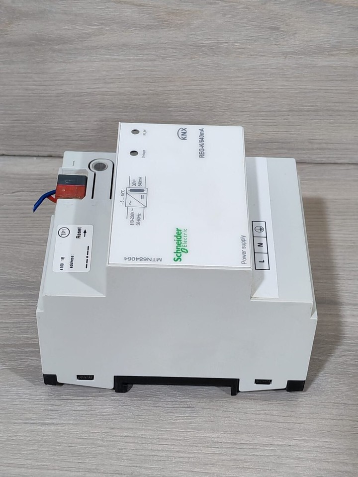 SCHNEIDER ELECTRIC MTN684064 REG-K/640mA POWER SUPPLY - W/O ANY ACCS ...