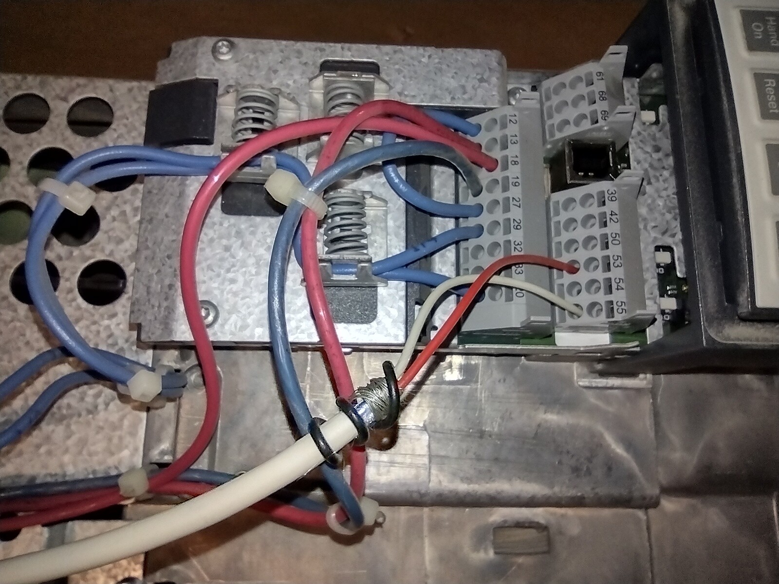 Trane TR200 Variable Frequency Drive, 15kW/20HP, 200-240VAC 3Ph In 0 ...