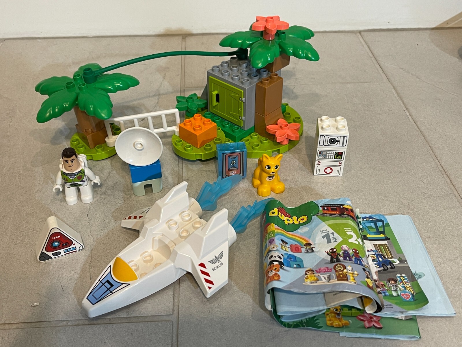 LEGO DUPLO: Buzz Lightyear's Planetary Mission 10962 COMPLETE ...