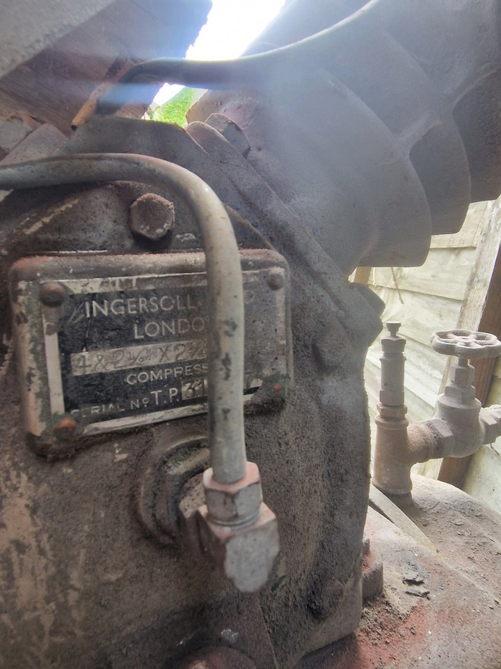 Ingersoll Rand London Air Compressor | eBay UK