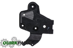 OEM MOPAR RIGHT SIDE ENGINE MOUNT BRACKET 03-10 CHRYSLER PT CRUISER 03 ...