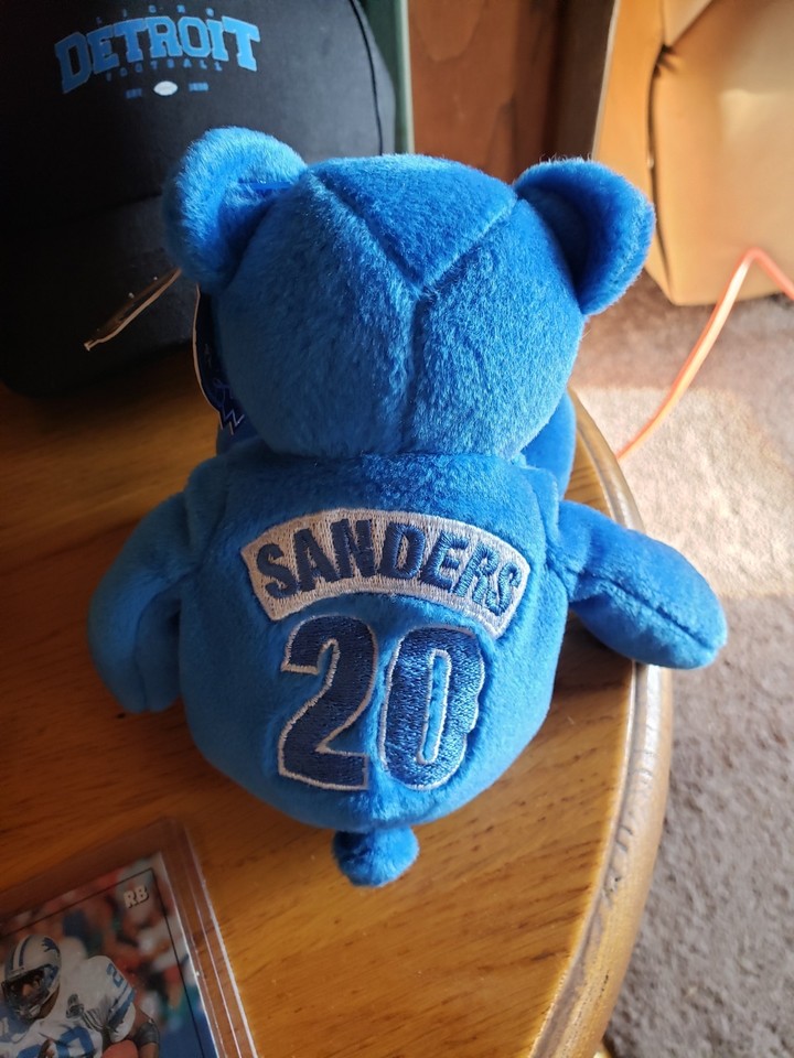 Detroit Lions Collection Sweatshirt 1XL New, Hat New& Barry Sanders ...