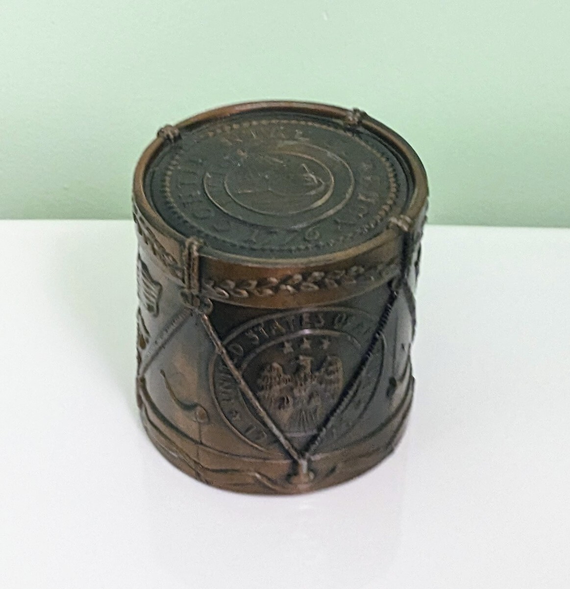 1776 Drum Bi-Centennial Souvenir Coin "The Suffield" Savings Bank, 3.7 ...