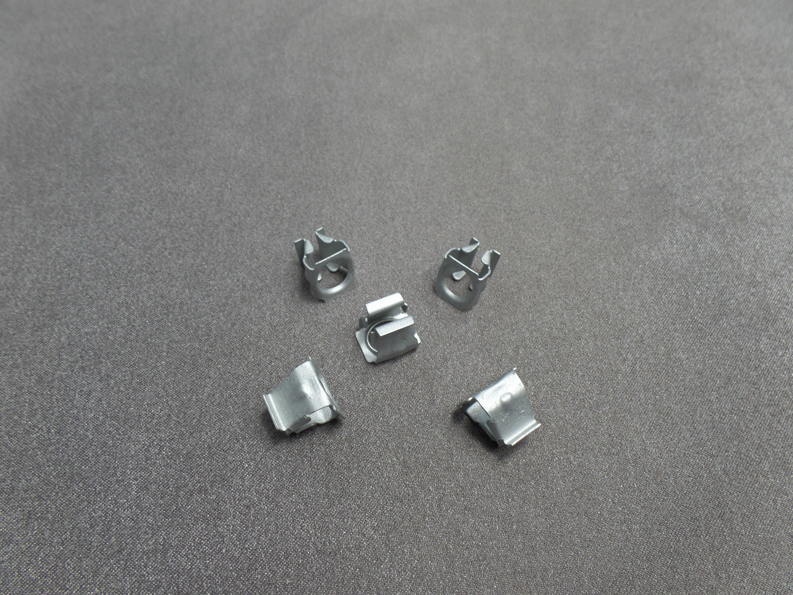 5x Halteklammer Universal Unterschutz Unterboden Audi Seat Skoda VW ...