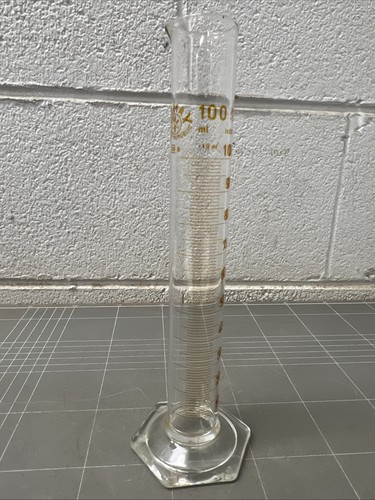 VINTAGE GLASS LABORATORY MEASURING CYLINDER LAB MEASURE ART MANCAVE | eBay