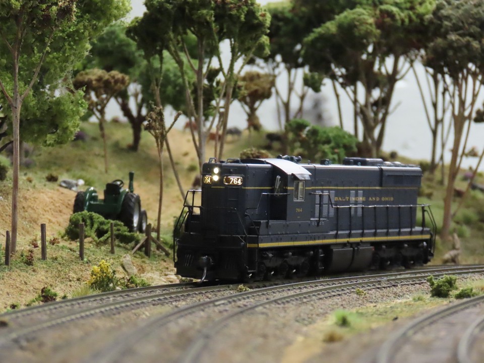 Proto 2000 SD7 Baltimore & Ohio DCC Locomotive. Suits Athearn ...