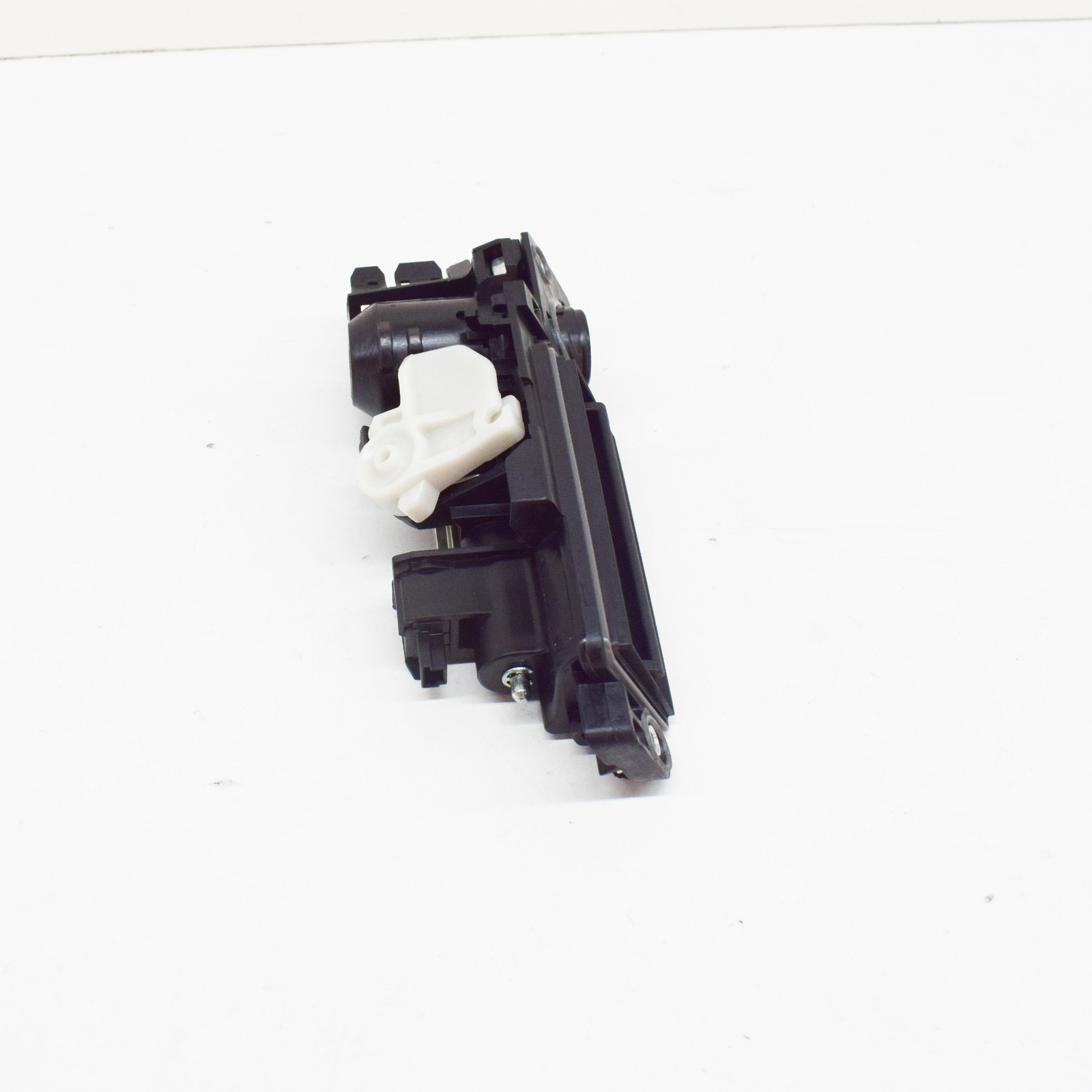 Mm820 Mercedes-Benz W203 Tailgate Boot Lid Release Handle A2037500693 ...