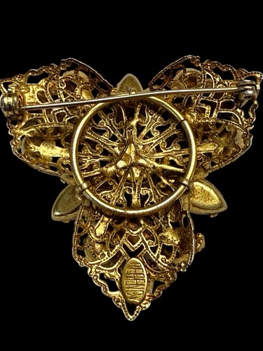 VINTAGE 1950'S REGENCY RHINESTONE PIN BROOCH RARE Tricorn Ruby Red | eBay