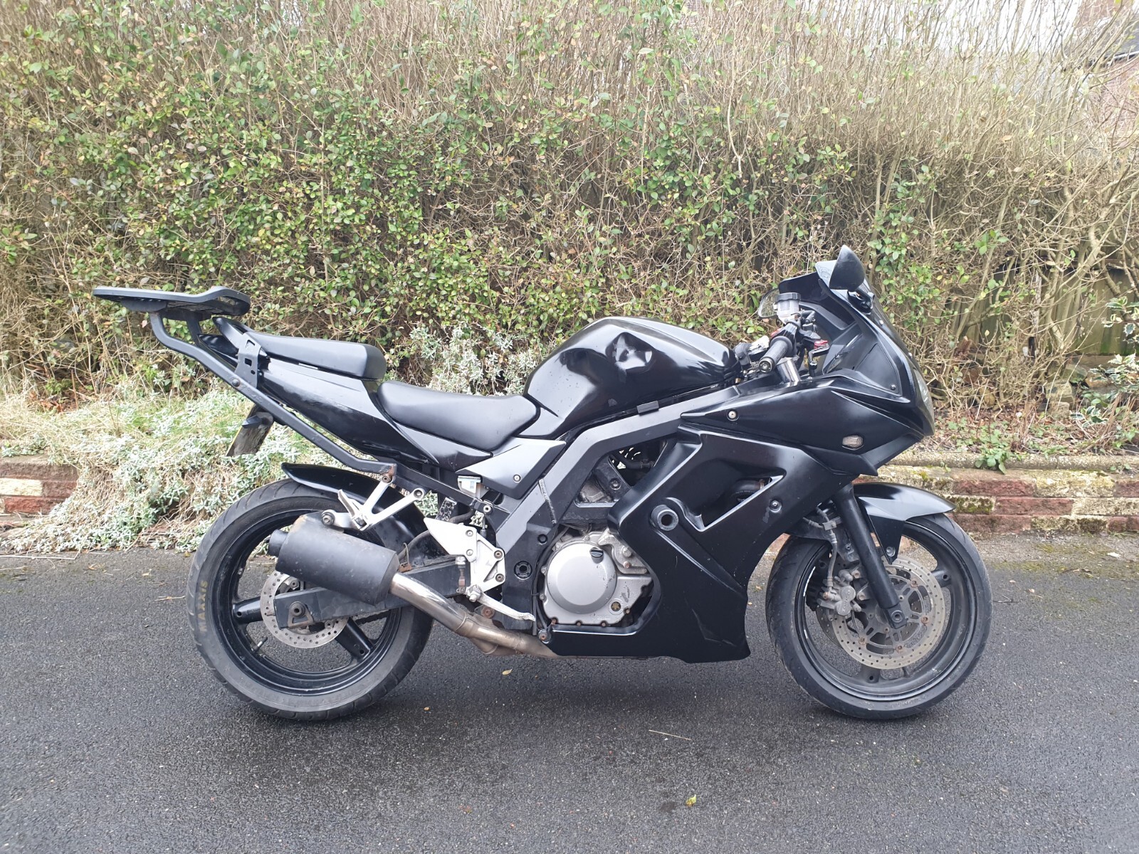 56 Suzuki SV650S pointy full fairing black 26k miles | eBay UK