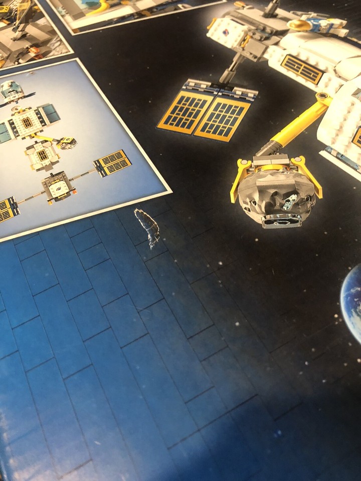 60349 LUNAR SPACE STATION city town lego NEW legos set space nasa moon ...