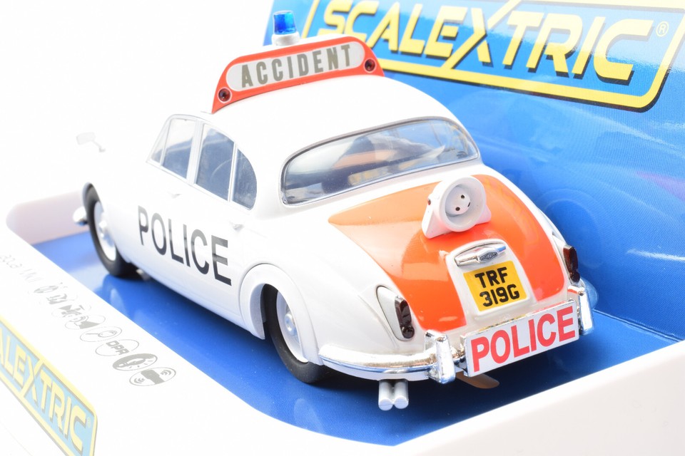 Scalextric Jaguar Mk II - Police Car DPR W/ Lights 1/32 Scale Slot Car ...
