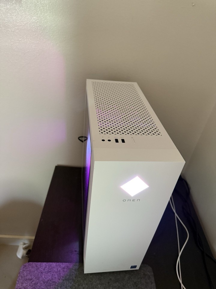HP OMEN- Intel Core i5-14400F - 32GB DDR5 Memory - NVIDIA GeForce RTX ...