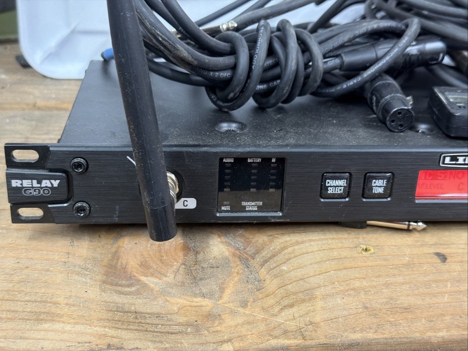 Line 6 G90 Wireless Guitar Relay System Transmitter And Cables, Rack ...