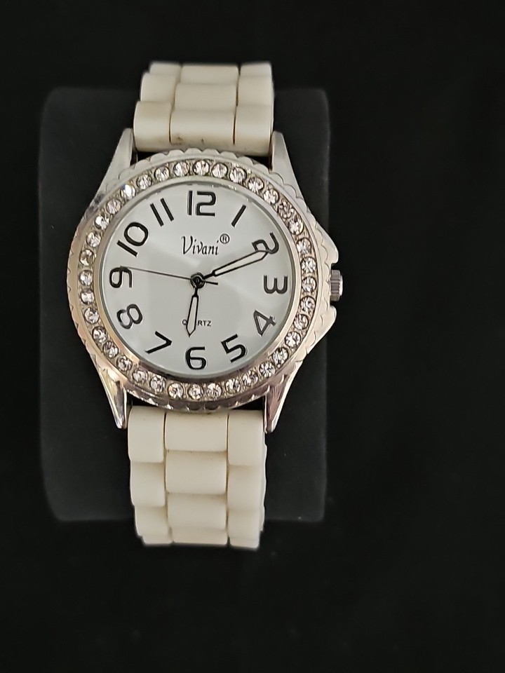 Lot of 6 Men's Watches - Case NOT Included - Not Tested - No Batteries ...