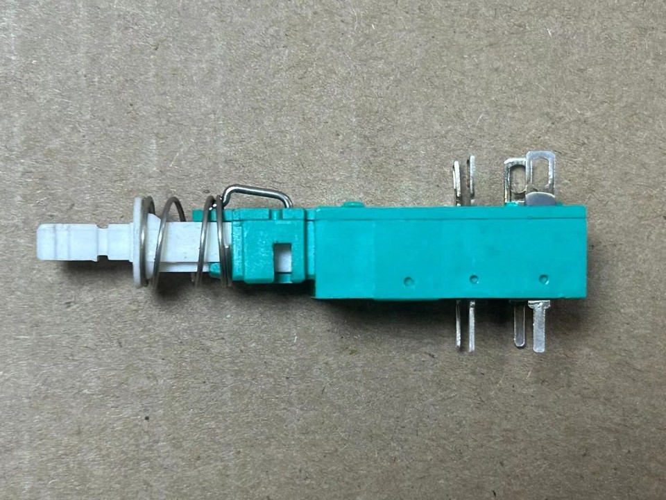 1pcs ITT SCHADOW NE 18 NE18 T70 NE18T70 Mains Power Switch 6A 250VAC | eBay