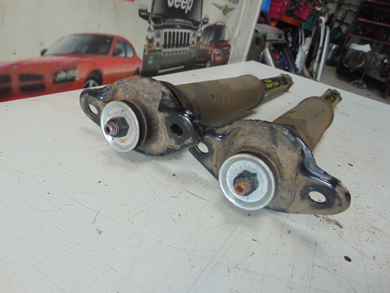 2020 MG MG3 MK2 REAR SHOCK ABSORBERS DAMPERS SHOCKERS - PAIR 30064048 ...