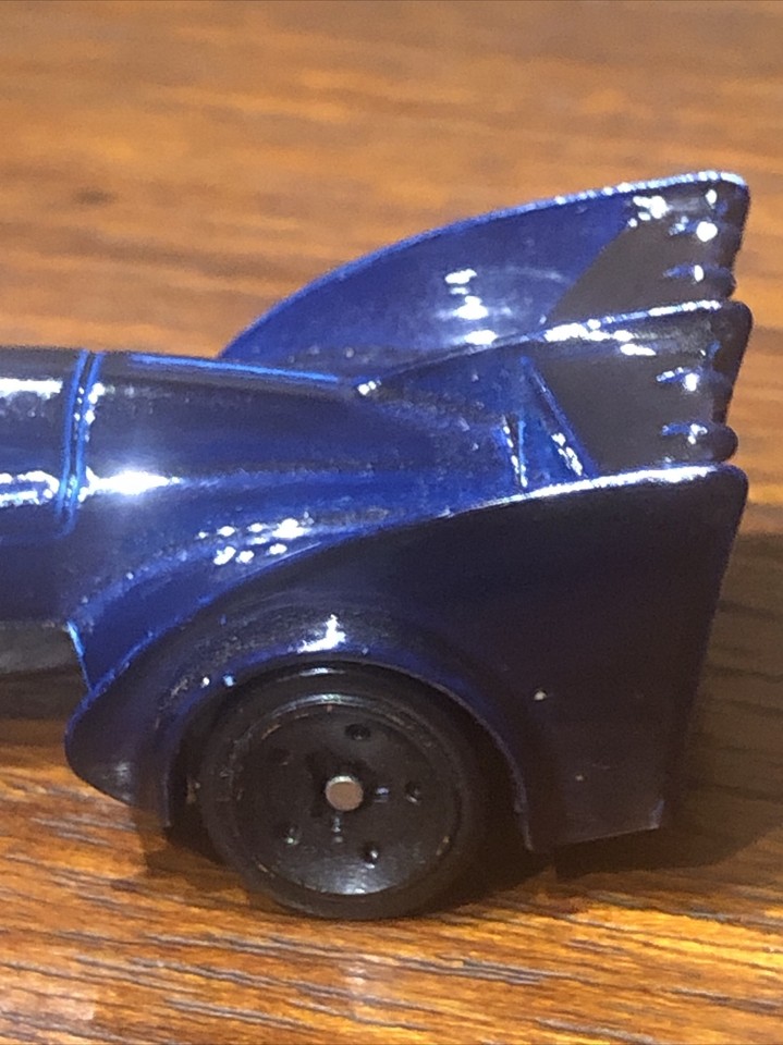 MATTEL HOT WHEELS BATMAN 2.75” BLUE BATMOBILE-X1628-1186 MJ.1.NL-DC ...