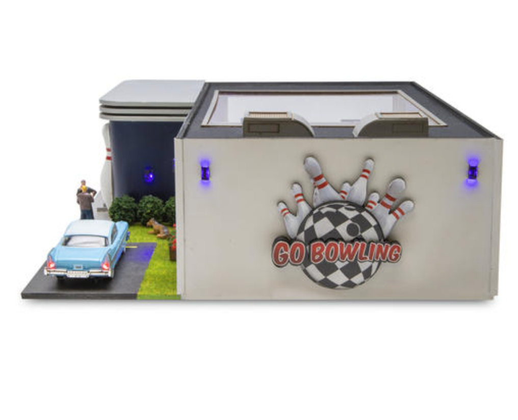 O Scale Bowling Alley Lanes Building with LED Lights Vehicle Figures ...