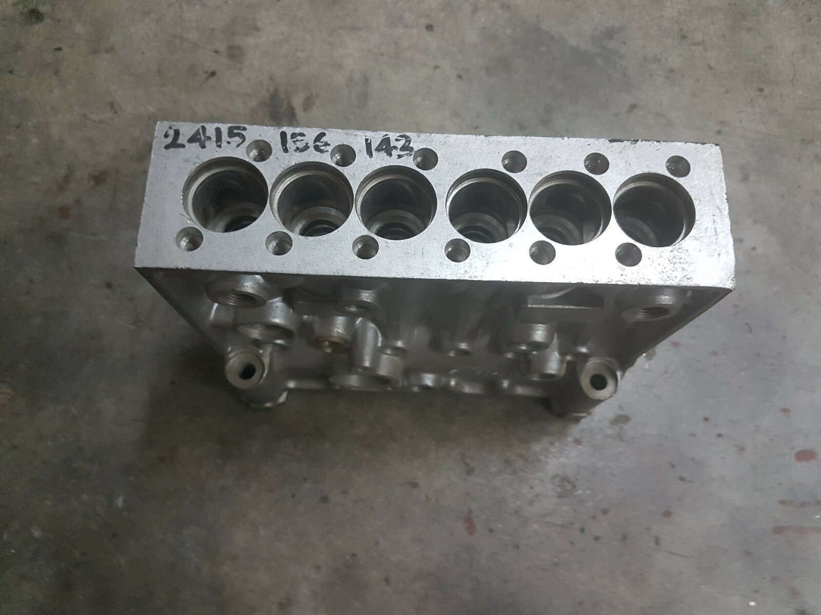 Original Bosch PE6P Fuel Injection Pump Body Housing Assy Fit Volvo BM ...