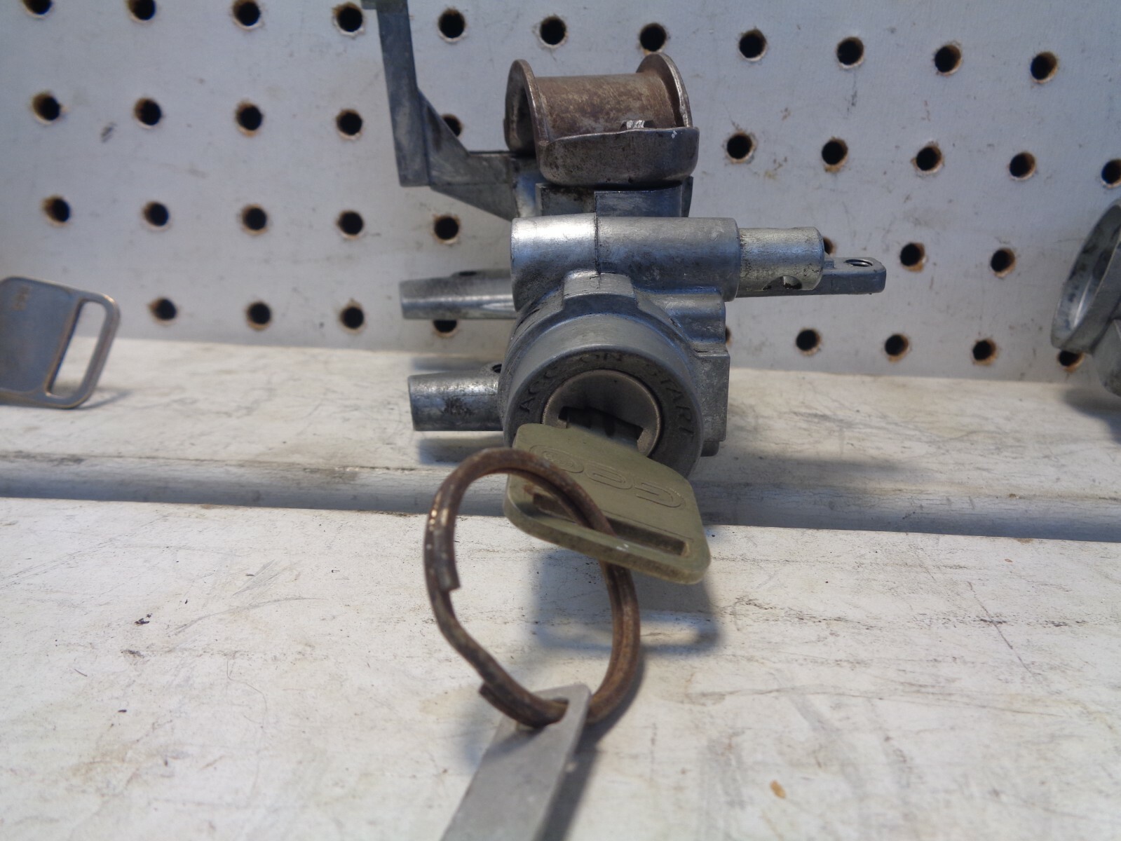 GEO METRO IGNITION LOCK AND CYLINDER KEY ONLY 89 TO 94 EXCEPT ...