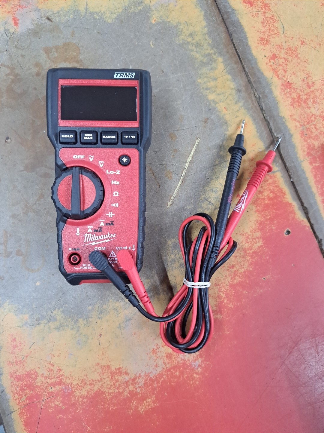 Milwaukee 2217-20 Digital Multimeter With Leads & Case (Mint) Free ...