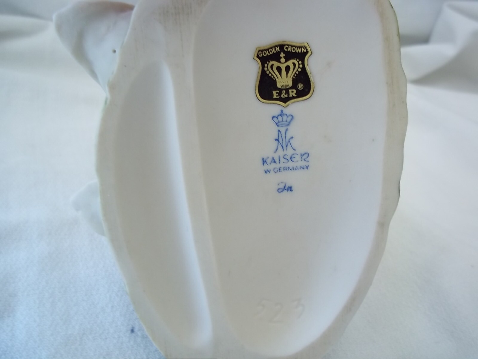 KAISER Porcelain Pair of DUCKS Hand Painted #523 8" Tall -Artist TAY | eBay