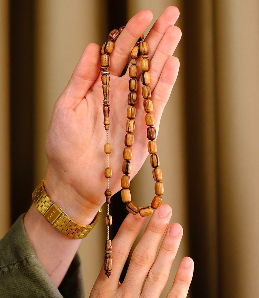 Authentic Carving Series Capsule Cut Oud (Oud) Wood Prayer Beads Tesbih ...