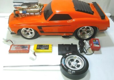 Muscle Machines RC 69 Boss 302 Ford Mustang Lights Charger Batteries 1/ ...