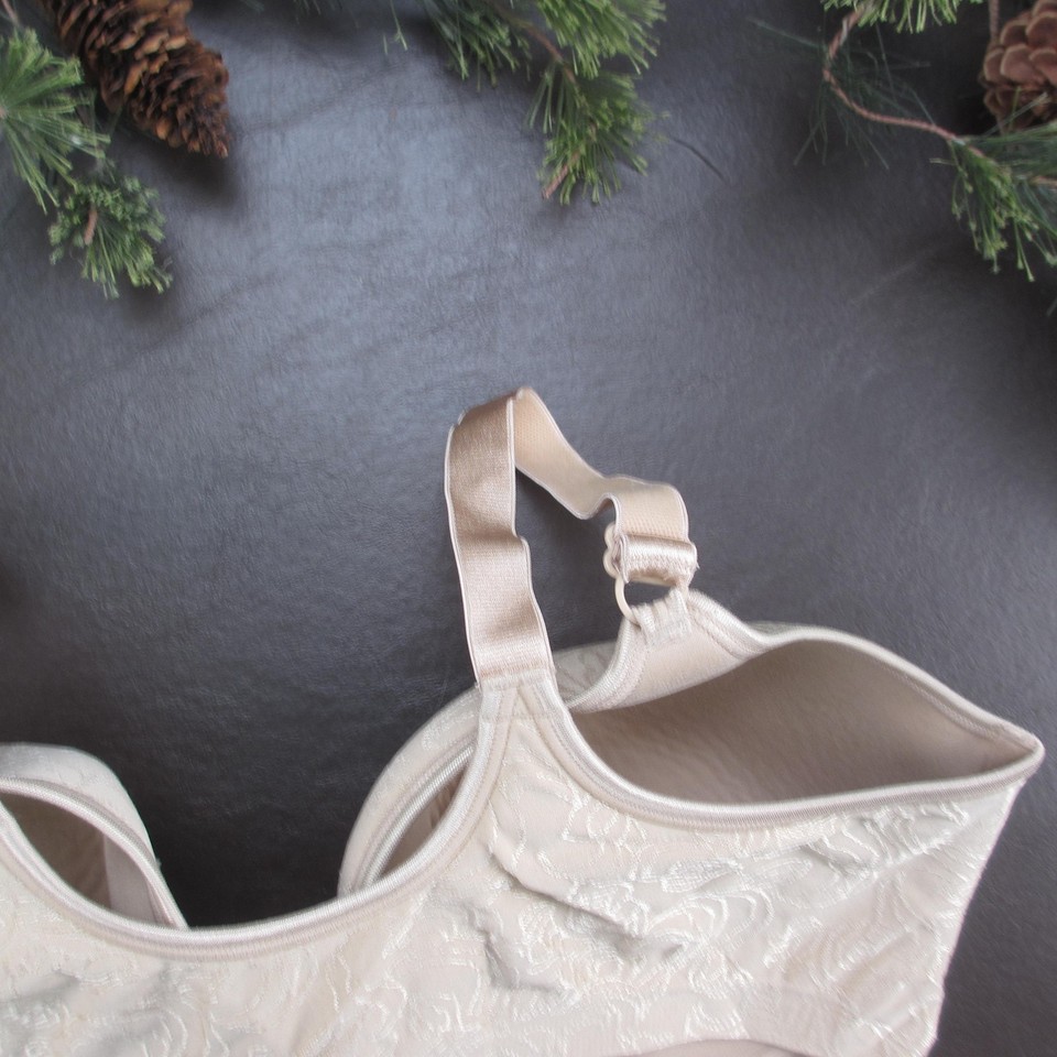 Bali Bra Womens 40D Beige Full Coverage Underwire Jacquard Pattern ...