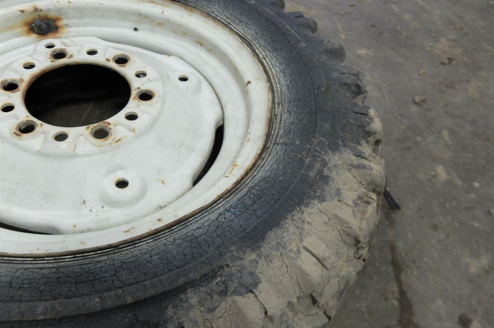 62 - 65 Early Ford 4000 Tractor 801 901 front wheels rims and tires | eBay