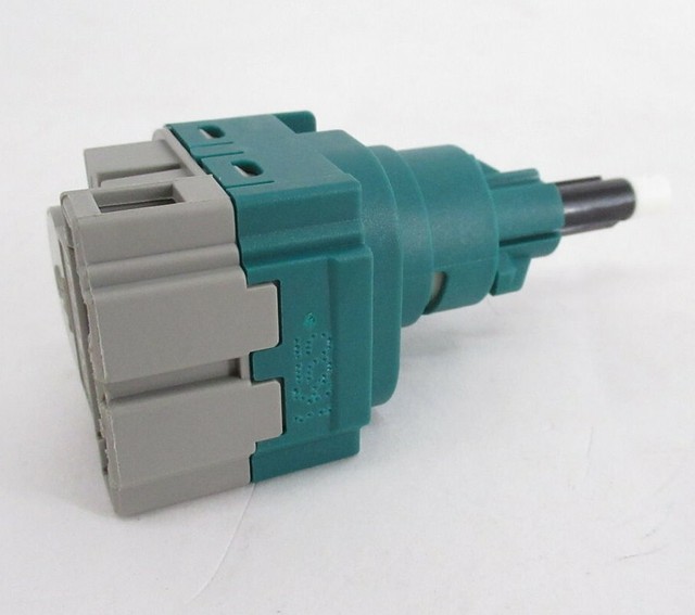 Volkswagen of America 7L6945511 - Brake Light Switch for sale online | eBay