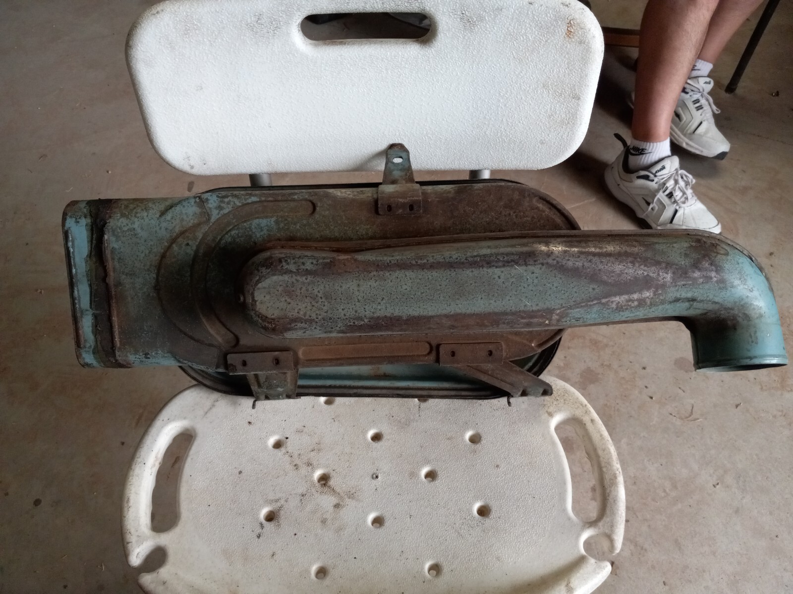 1979-1983 Datsun 280ZX air filter housing/hardware. original, used | eBay