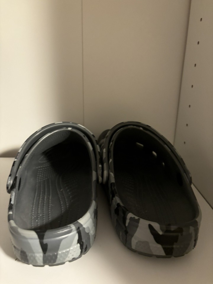 Gray And Black Army Print Crocs Womens Size 9 | eBay
