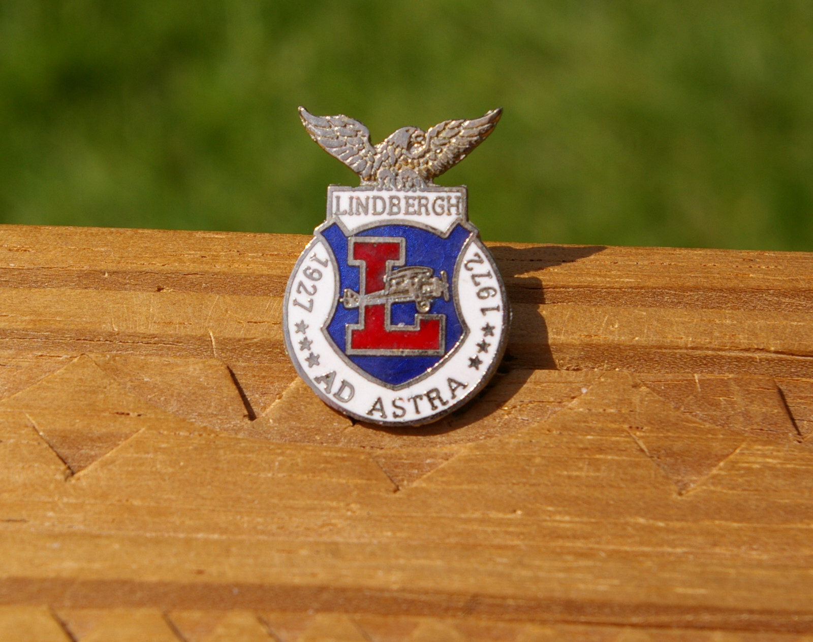 Lindbergh L 1927 1972 AD Astra 1 1/8" Silver Tone Metal Enamel Lapel ...