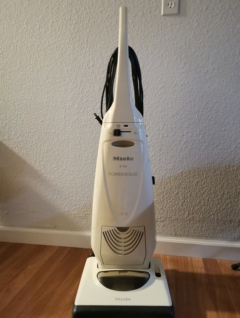 Miele Upright Vacuum Cleaners