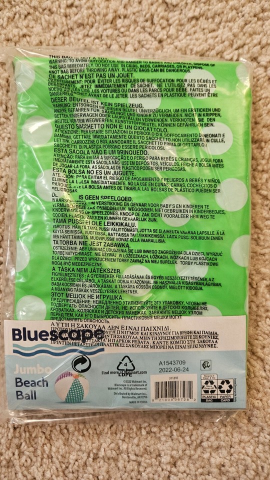 New Bluescape 32" Inflatable Jumbo Beach Ball from 2022 Polka Dot ...